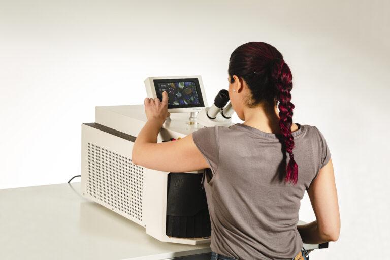 Welding laser systems - Siro Lasertec